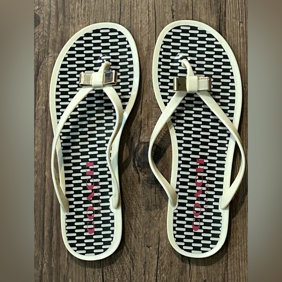 Shoes | Coach Landon Jelly Waterproof Flip Flops Womens Size 8 Sandals ...
